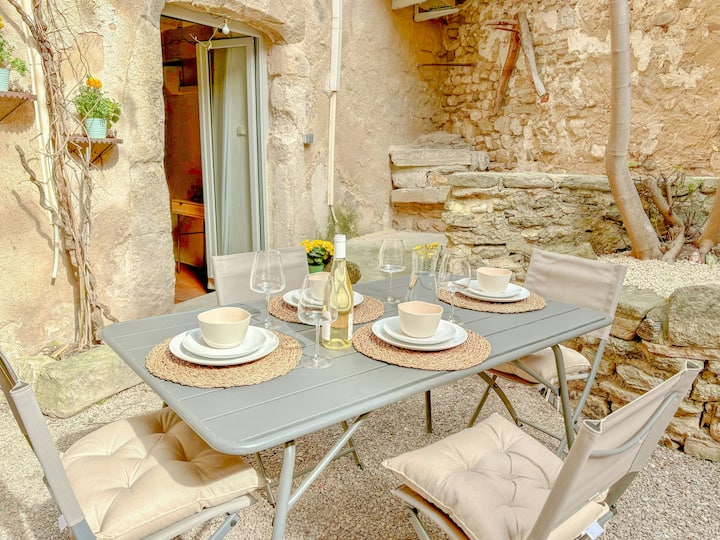 Village House With Panoramic View In Venasque - Venasque