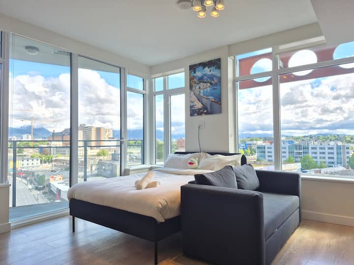 Near Bc Place| Ac | 2 Beds| Sleep 4 | Free Parking - Vancouver