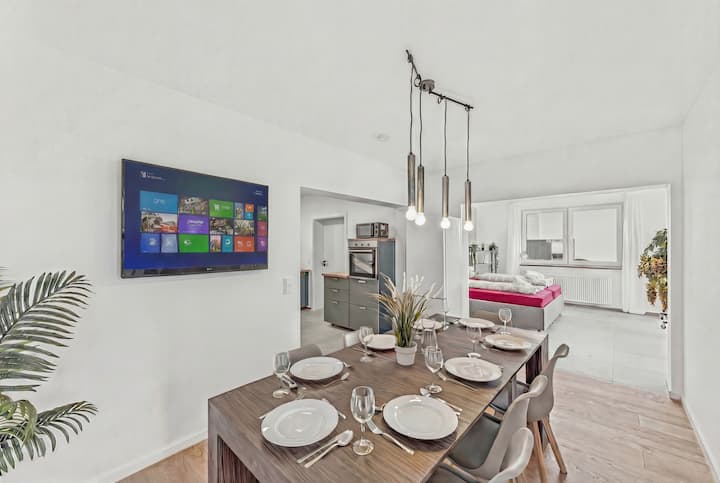 15min Center | Barrierefrei · 60m² Balkon & Kino - Trèves