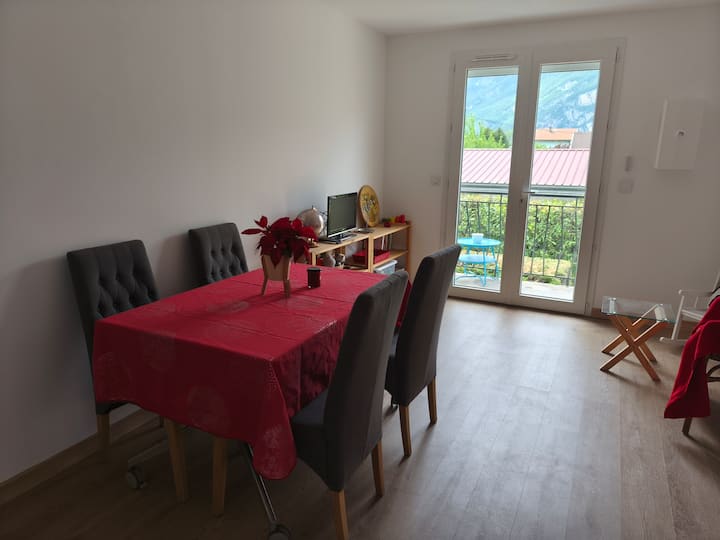 Appartement Une Chambre Au Vert. - Saint-Égrève