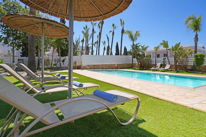 Greenery Villa - Large Private Pool - Protaras