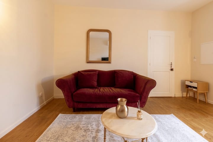 Charmante Maison De Ville - Proche Hyper Centre - Châteauroux