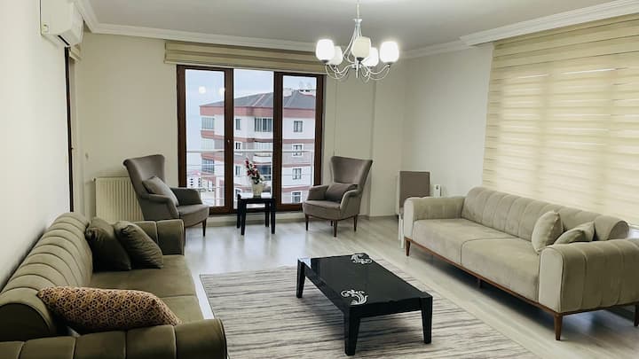 Trabzon Havaalanında Eşyalı Geniş Manzaralı Daire - Trabzon