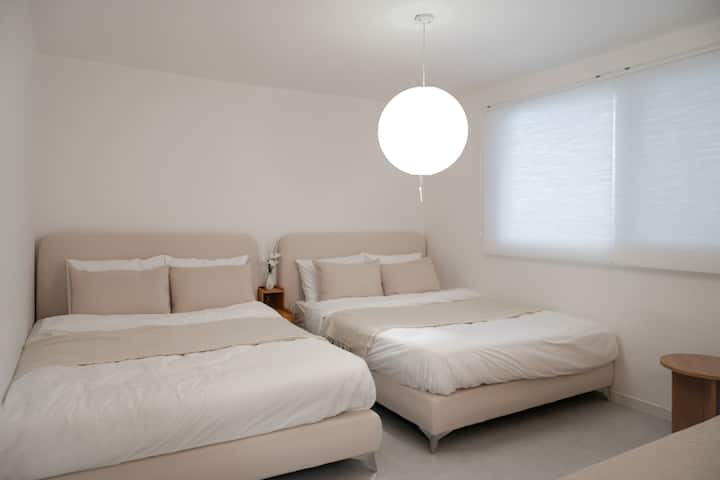 New 강남 역삼 Stay | 3 Room 5 Bed | 역삼역 도보 3분 | 짐보관 가능 - Seoul