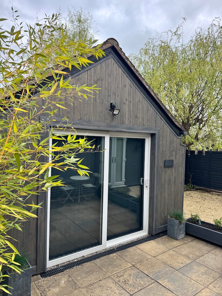 Contemporary Annexe - Malvern