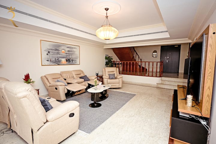 Corniche 3br Haven | Luxe Seaside Retreat - Abu Dabi