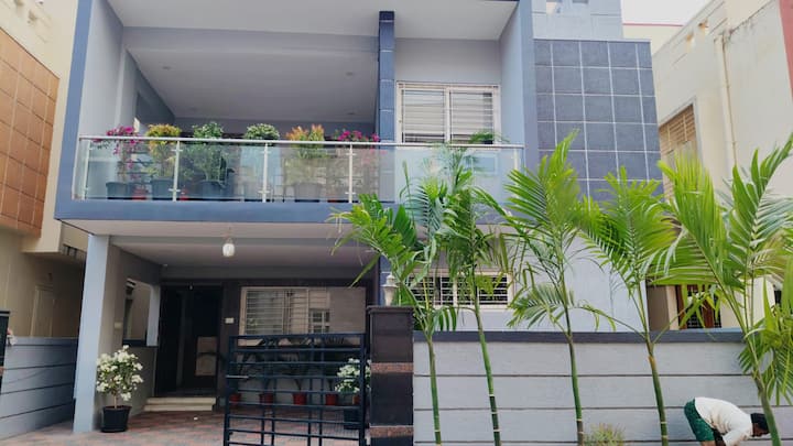 Rainbow Prime Inn Villa Four - 維薩喀巴坦