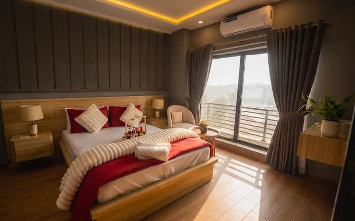 Premium 1br At The Holton Bayti | Balcony, Netflix - Islamabad