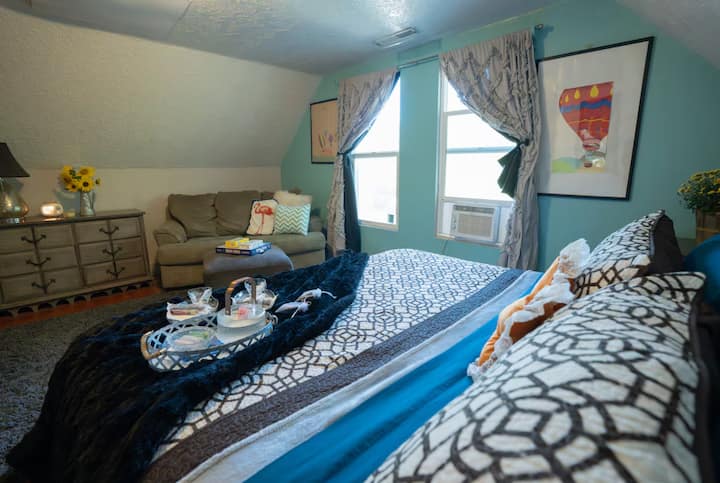 A Cozy, Eclectic Retreat In The Wasatch Mountains. - Ogden, UT