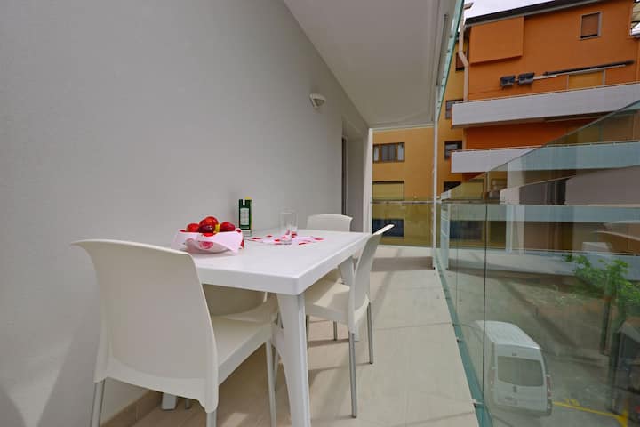 Votre Maison Loin De Chez Vous Avec Piscine - Lignano Sabbiadoro