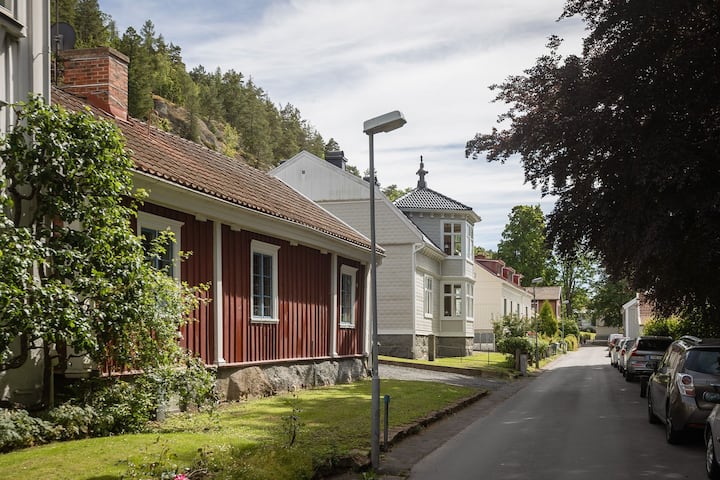 Old And Cosy Home In The City Center Of Gränna - Gränna