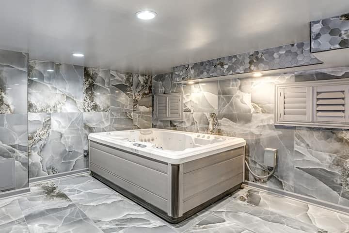 3br W/ Hot Tub + 2 King Beds - Philadelphie, PA