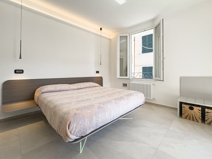 Camera 103 - Levanto