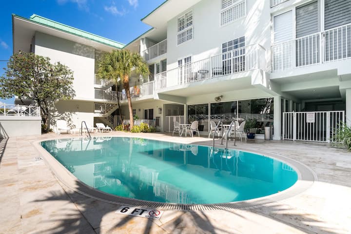 ‼️Stylish Apartment In The Heart Of Key Biscayne - Key Biscayne, FL