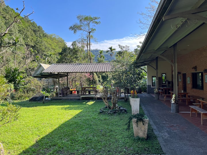 山居 - Wulai District