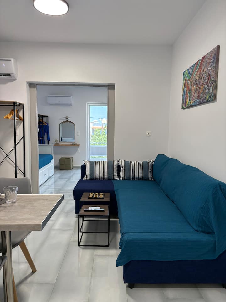Rhode, Spacious Brand New Apartment - Rhodes