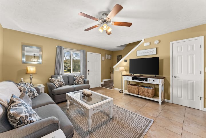 2 Bdrm 1.5 Bath 5 Min Walk To Beach - Panama City Beach, FL