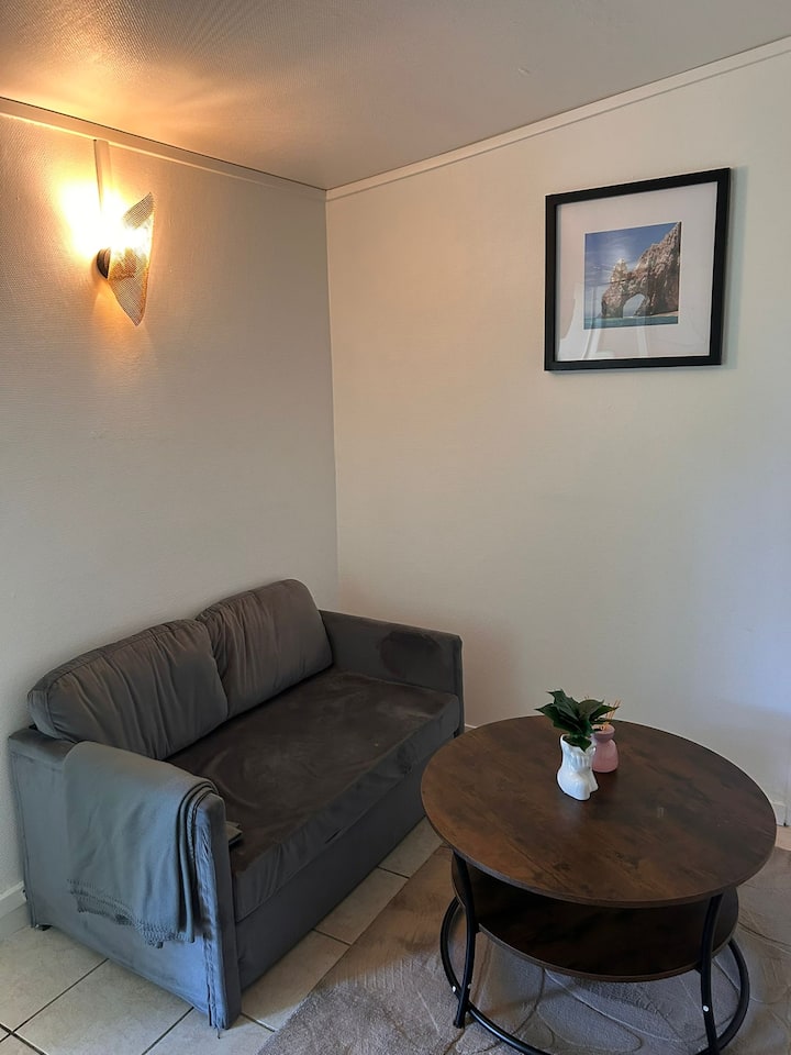 Cosy - Saint-Denis, France