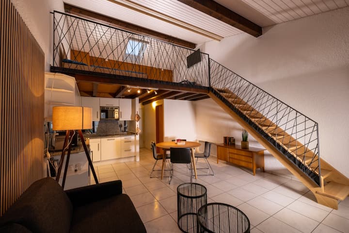 Charmantes Ferienhaus "Chez Laila" In Portalban - Neuenburg