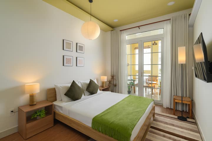 Balcony Planterior Double Suite For 2ppl, 5min D1 - Vietnam