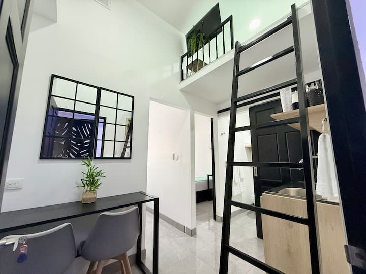 2 Bedroom + Loft + 1 Bath Sleeps 6 In City Center - San José