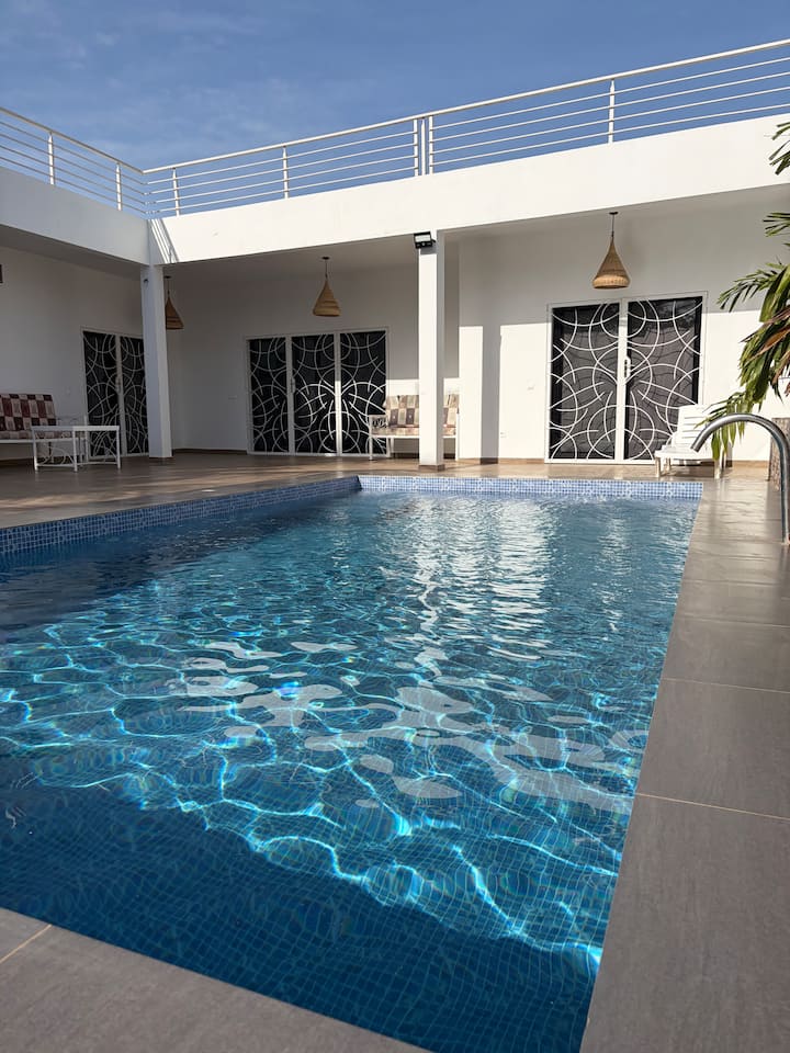 Keur Manon: Villa Moderne Avec Piscine Privée - Senegal
