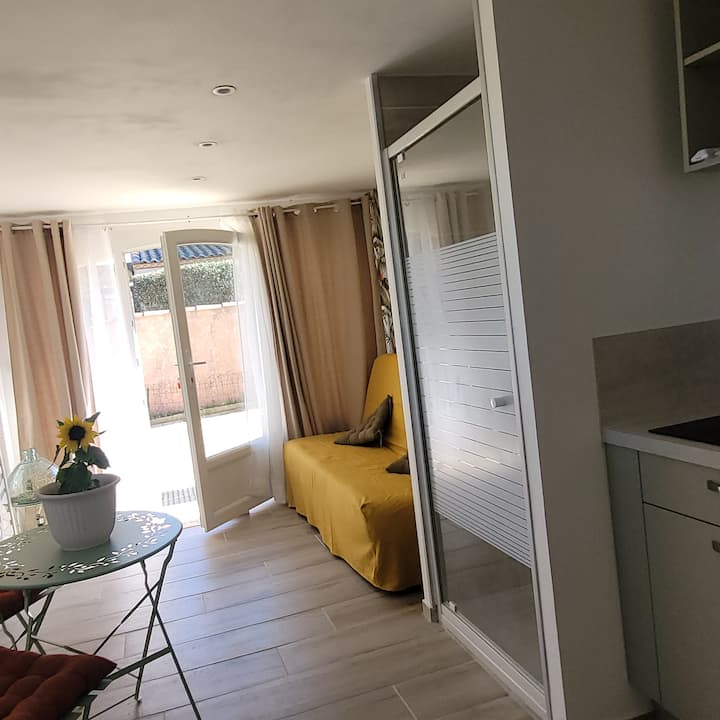 Les Coquelicots
Studio Avec Mezzanine Bouillargues - Caissargues