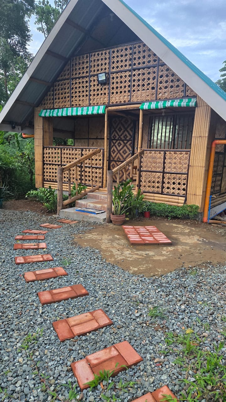 Majayjay's Bahay Kubo - Lucban