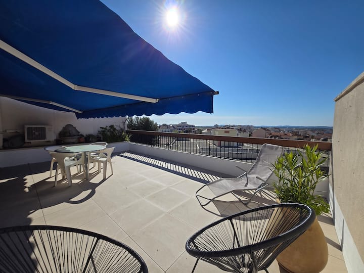 Appartement Terrasse Vue Mer Centre Hyères - Plage de Hyères
