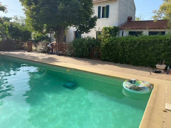 Maison Provençale Avec Piscine - Var