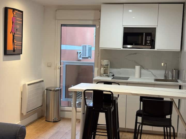 Appart 10 People, 2 Sdbain, Parkings - Nogent-sur-Marne