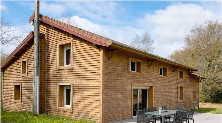 Grand Gîte Familial De 15 Personnes - Creuse