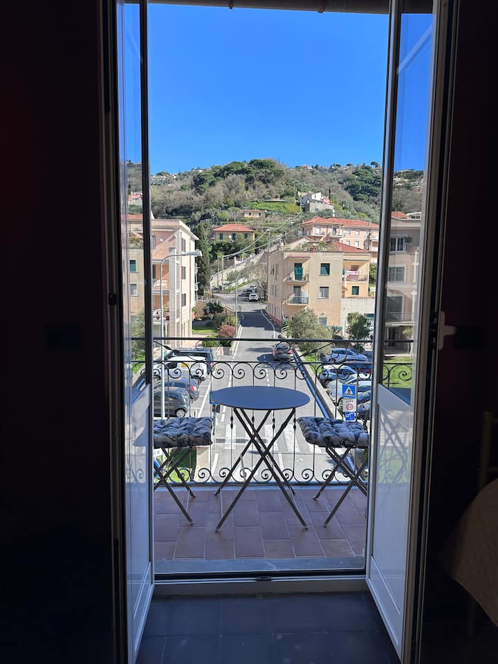 Appartamento Moderno A Finale Ligure - Finale Ligure