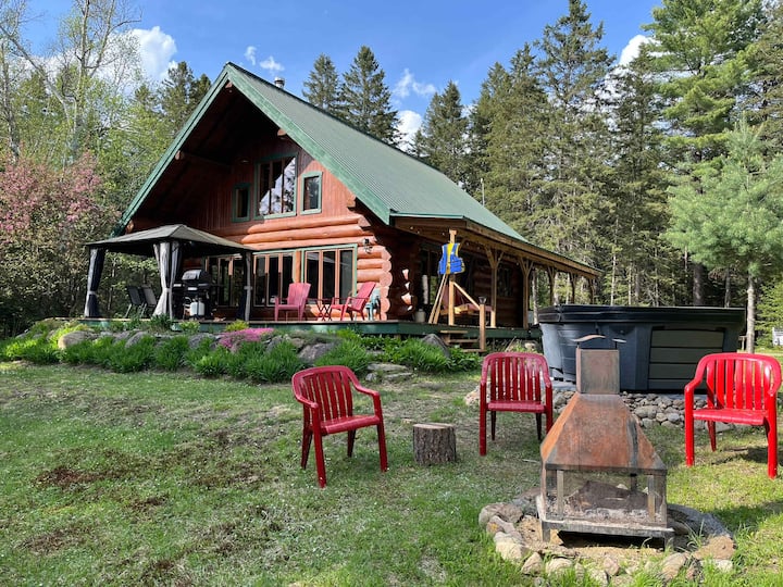 Spa & Accès Rivière | Le Chalet Caché - Shawinigan