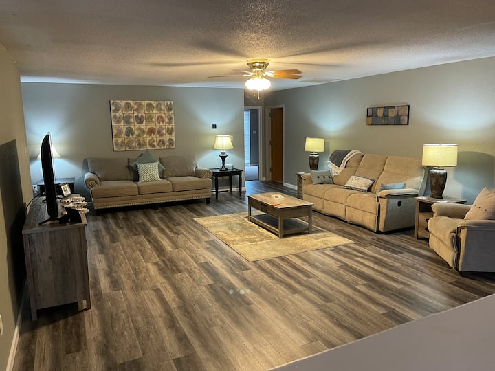 The Hidden Gem - Vandalia Lake, IL