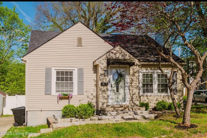 A Cozy Getaway - Frankfort