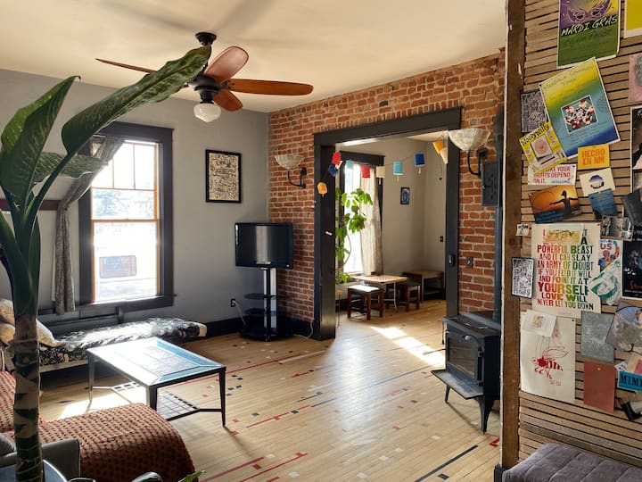 House Of What’s Happening! Downtown Silly City. - Silver City, NM