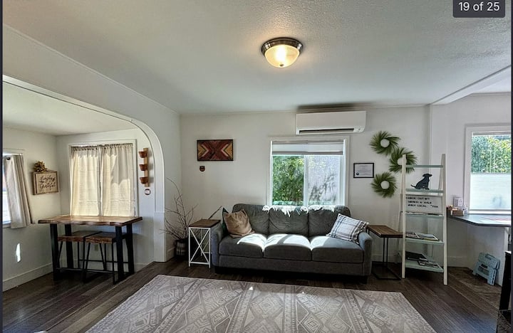 Cozy Blue House - La Grande, OR