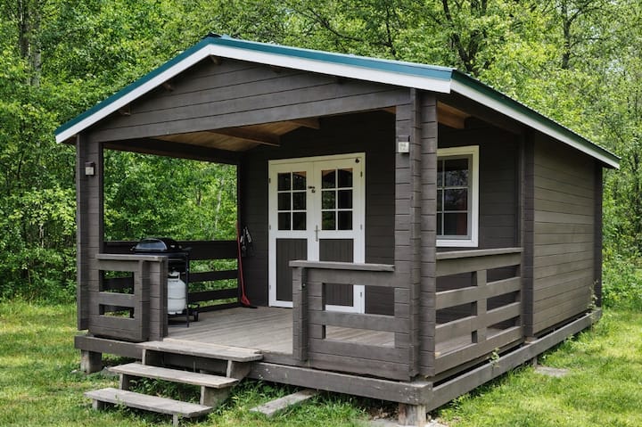 Rustic Bunkie - Lake Nipissing