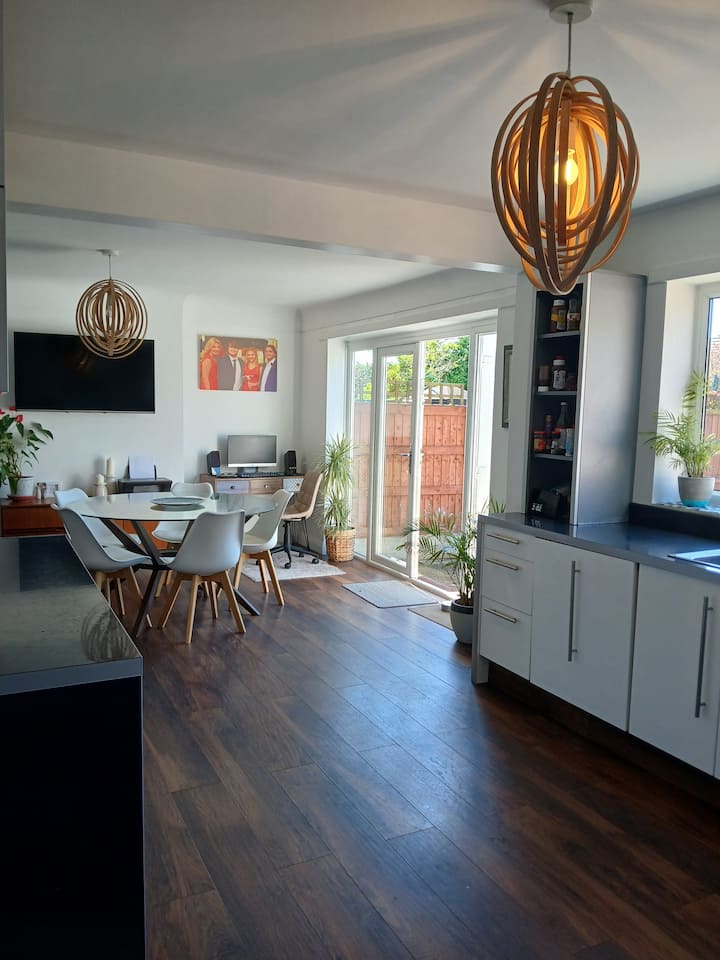 Birkdale Open, 3 Double Bedroom House - Formby