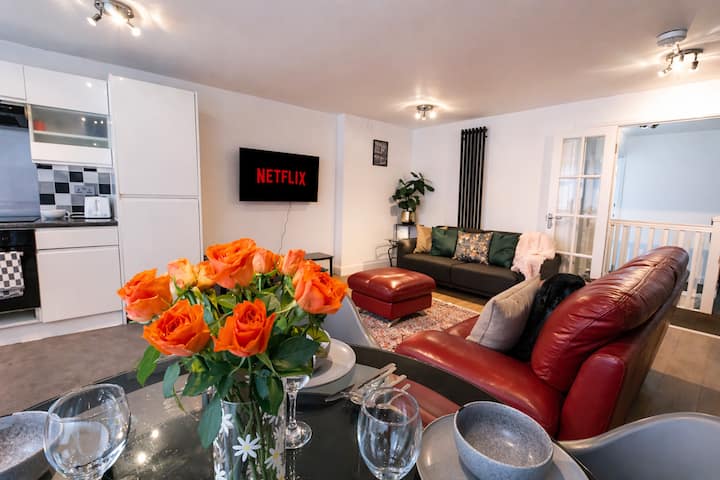 Stylish Free Parking 3 Bedroom Newcastle Home - Newcastle upon Tyne