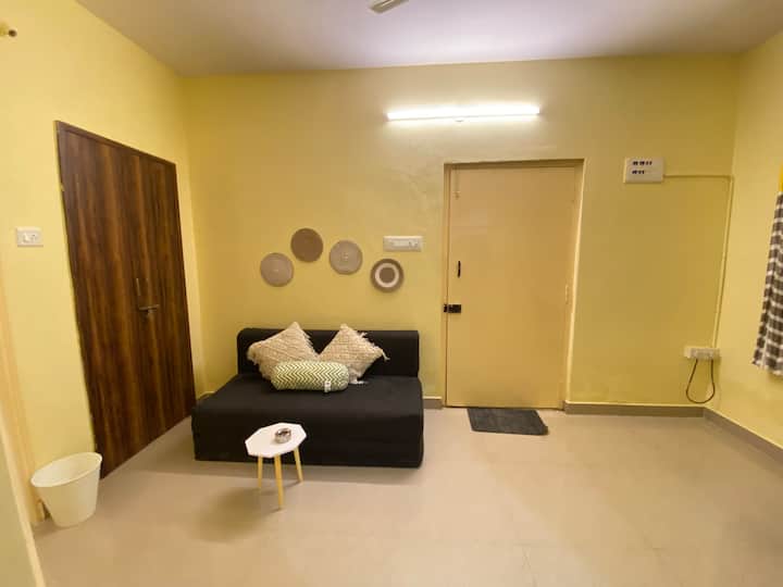 Fully Serviced 1.5bhk, Fast Wi-fi & Tv – 101 - Bangalore
