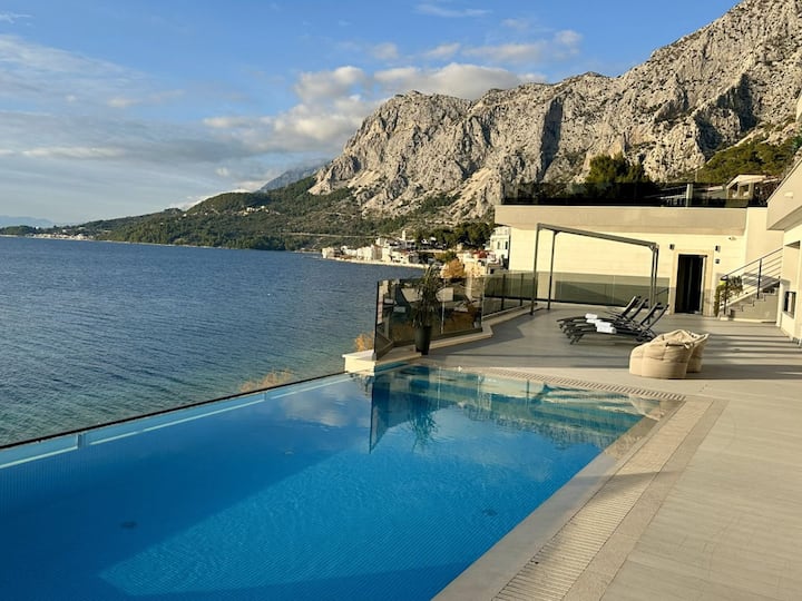 Superior Studio – Sea View- 4* - Tučepi