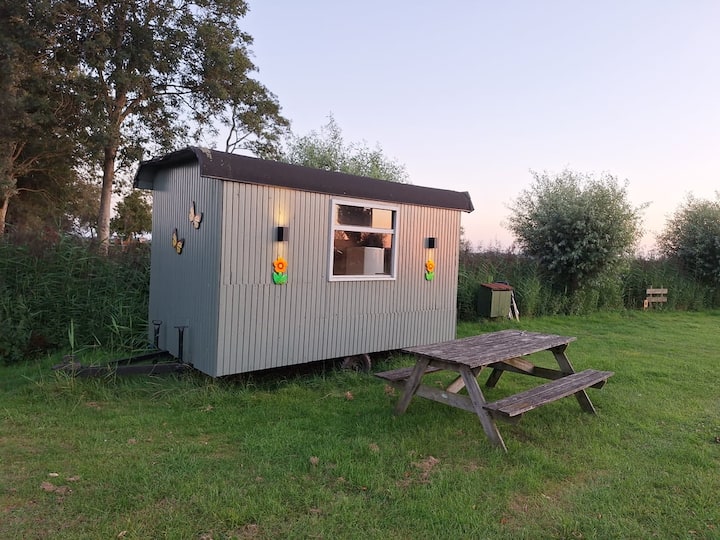 Unieke Overnachting In Een Pipowagen - Dokkum