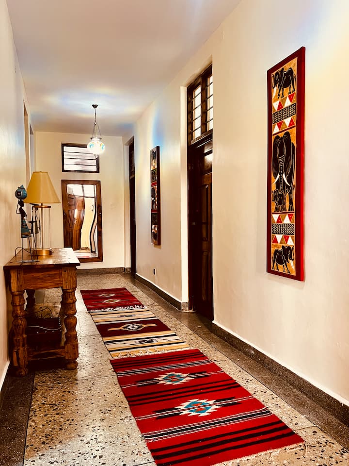 Nuru Boutique | 3br| Ac & Wi-fi| Private Patio - Zanzibar