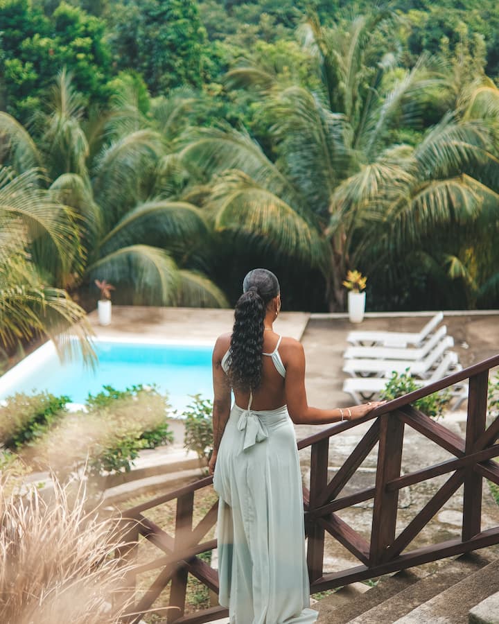 Coconut Caribbean Garden Suite - Dominique