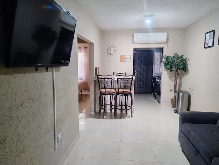 Casa Cerca De Cas, Consulado Y Garita Mariposa. - Nogales, Mexico
