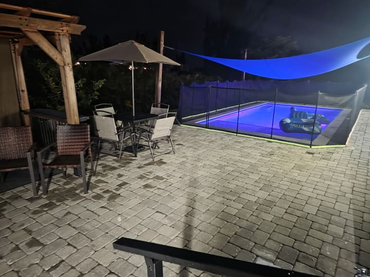 Dreamy Guest Nest, Pool Access - Burnt Store Marina