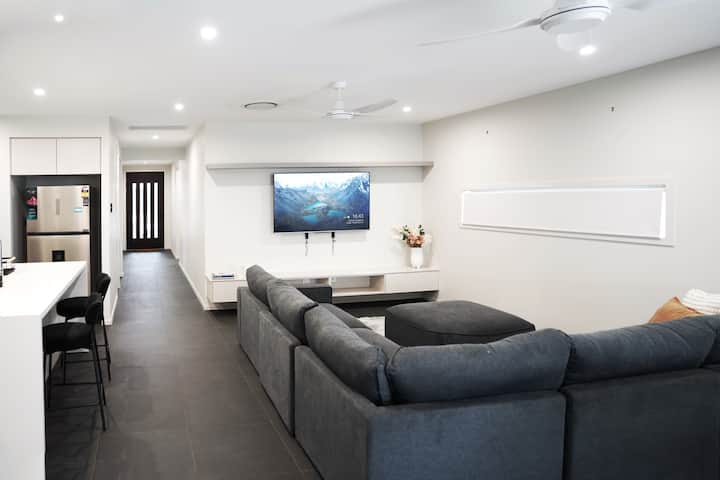 Greenbank Oasis - Brisbane