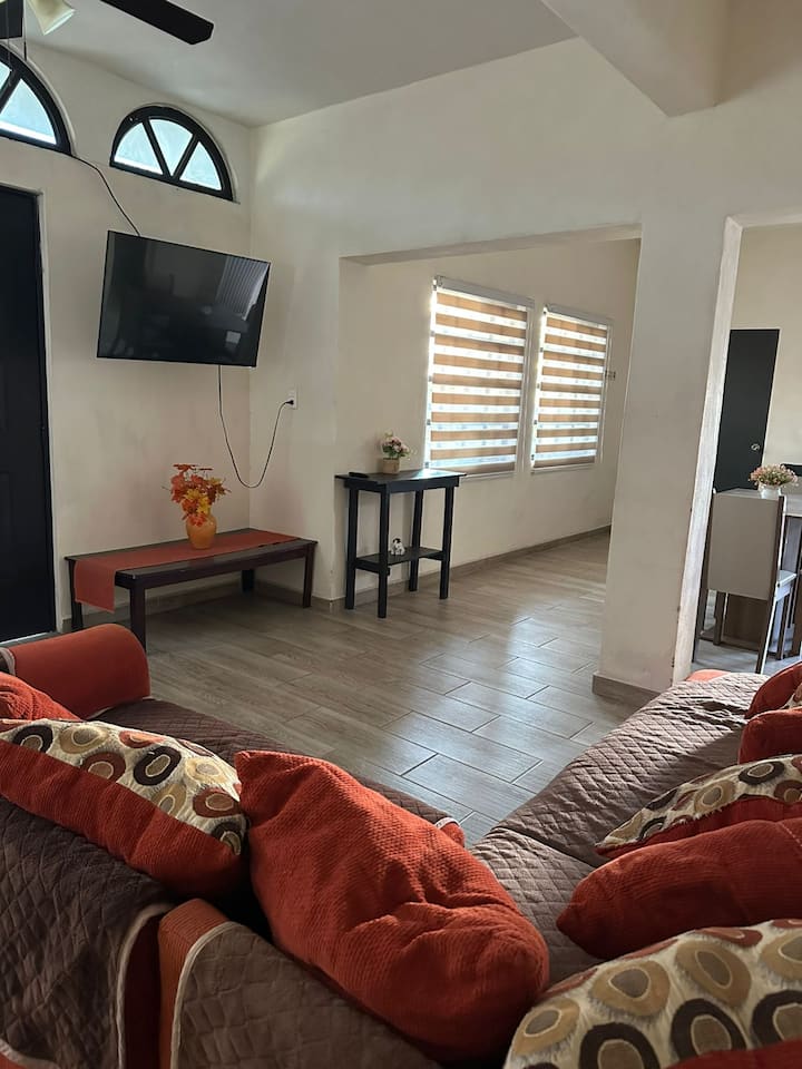 Casa Acogedora, Céntrica Y Segura - Guadalupe, Mexico